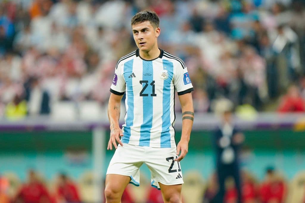 The Top 10 Most Handsome Football Players of All Time