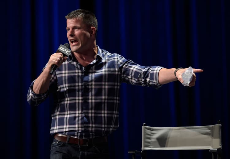 Top 10 UFC Commentators Ever