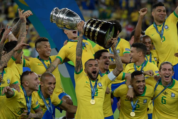 Who Are the Best Right-Backs in World Football?