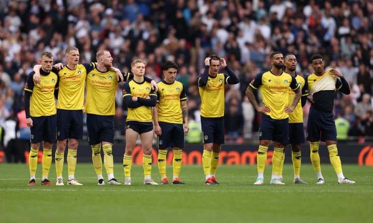 Curious About Semi-Pro Footballer Salaries in the UK? Find Out here!