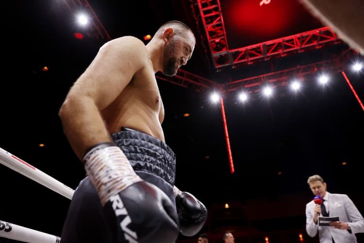 Peter Fury Declares Hughie Fury as the Future of Heavyweight Boxing ...