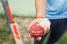 What is Doosra in Cricket? Definition, Origin & Specialists of The Spin ...