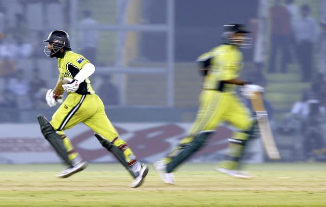 How to Calculate Net Run Rate in Cricket: A Simple Guide