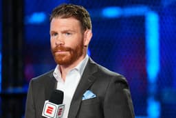 Top 10 UFC Commentators Ever