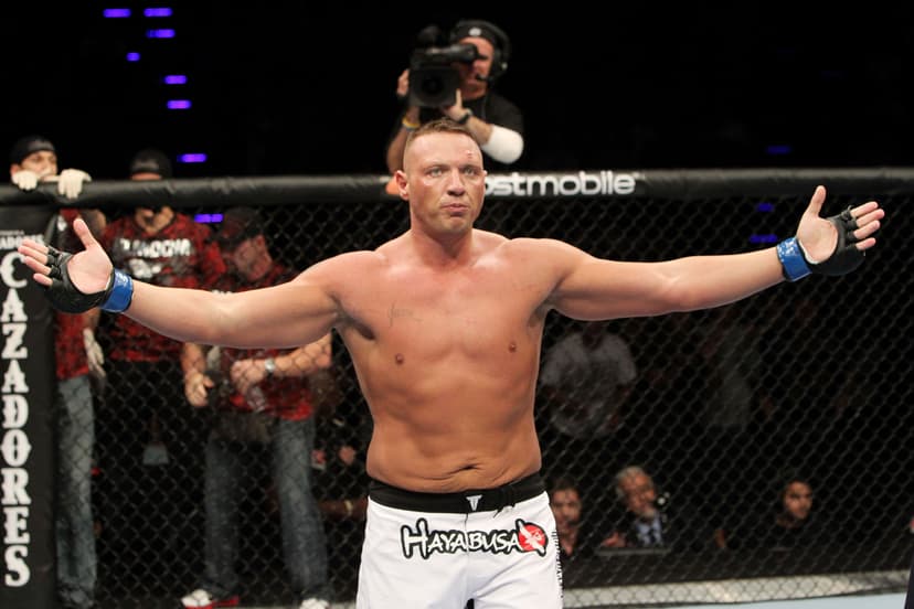 Top 10 Super Heavyweight MMA Fighters