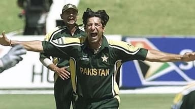 Top 10 Best Pakistani Bowlers of All Time